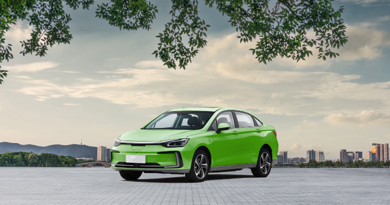 Movilidad verde: Taxis eléctricos en Colombia y calidad del aire