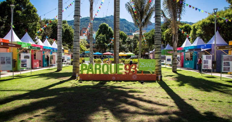 Conoce el Parque de la 93 en Bogotá con Taxis Libres